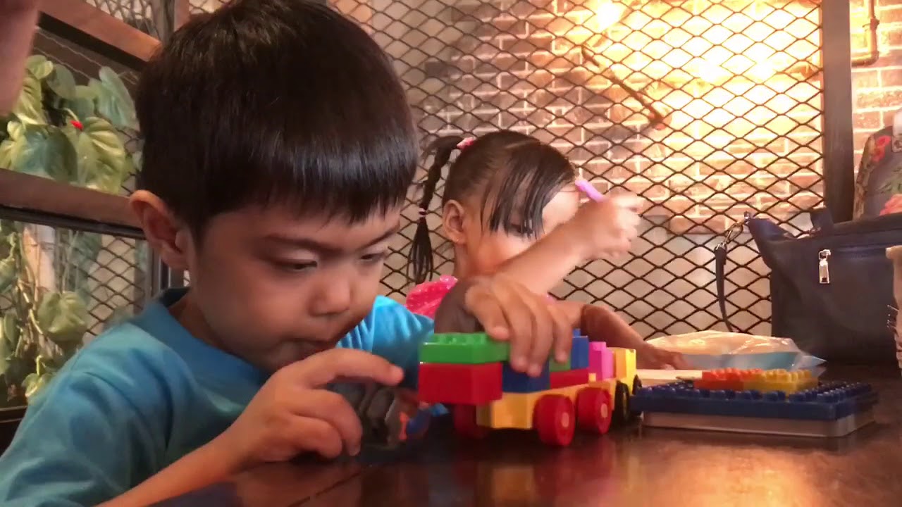 AAAA KSL Holiday Day 1: KSL Mall / K-Fry - YouTube