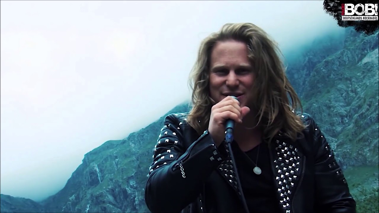 Fighter V promo video for Radio Bob Germany - YouTube