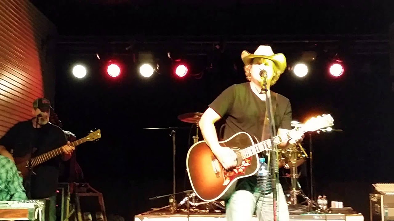 Jason Cassidy "Blame it on Waylon" - YouTube