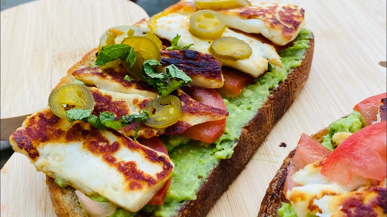 Grilled Halloumi Avocado toast 🥪 Great for breakfast 🥪 - YouTube