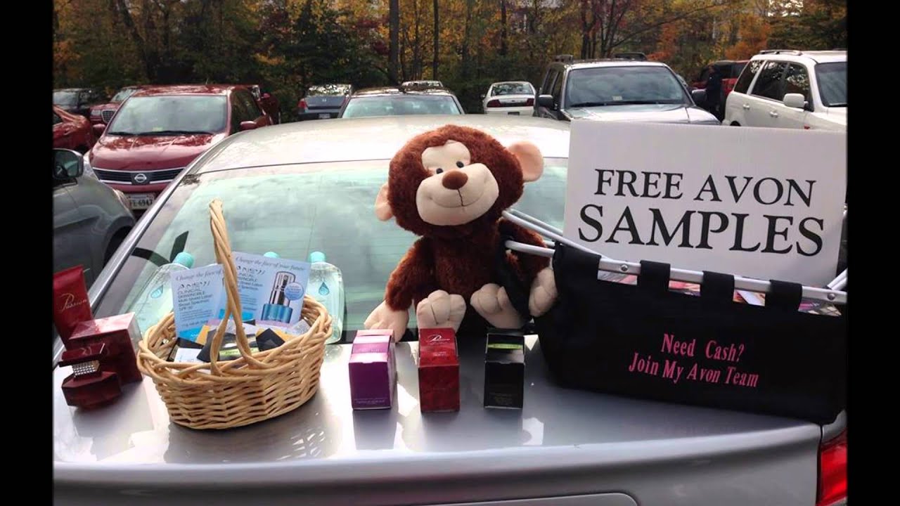 Avon Representative Shares and Shows Sales and Recruiting Tips - YouTube