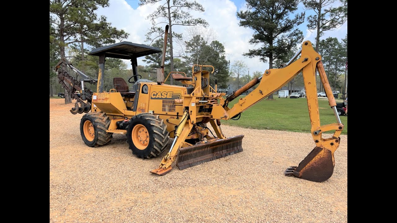 Case 860 Turbo Ride On 4WD Trencher SN433 Lot#359 - YouTube