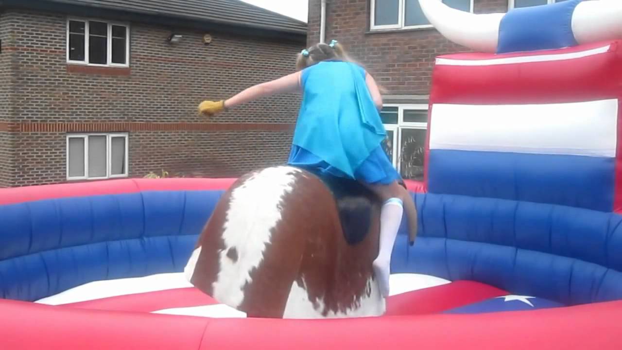 BUCKING BRONCO HIRE LONDON SUPPLIED BY www.ultimaterodeobulls.co.uk ...