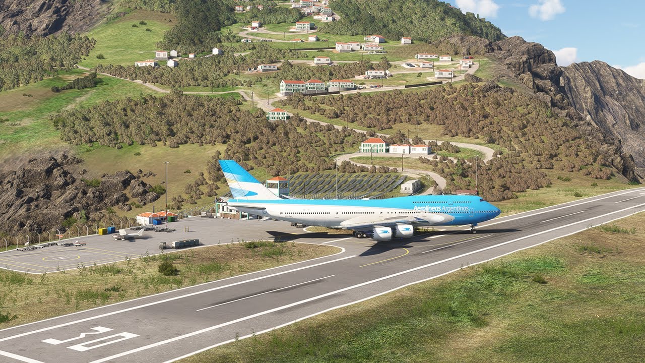 Boeing 747 Flight from Juancho Airport with Extremely Limited Runway ...