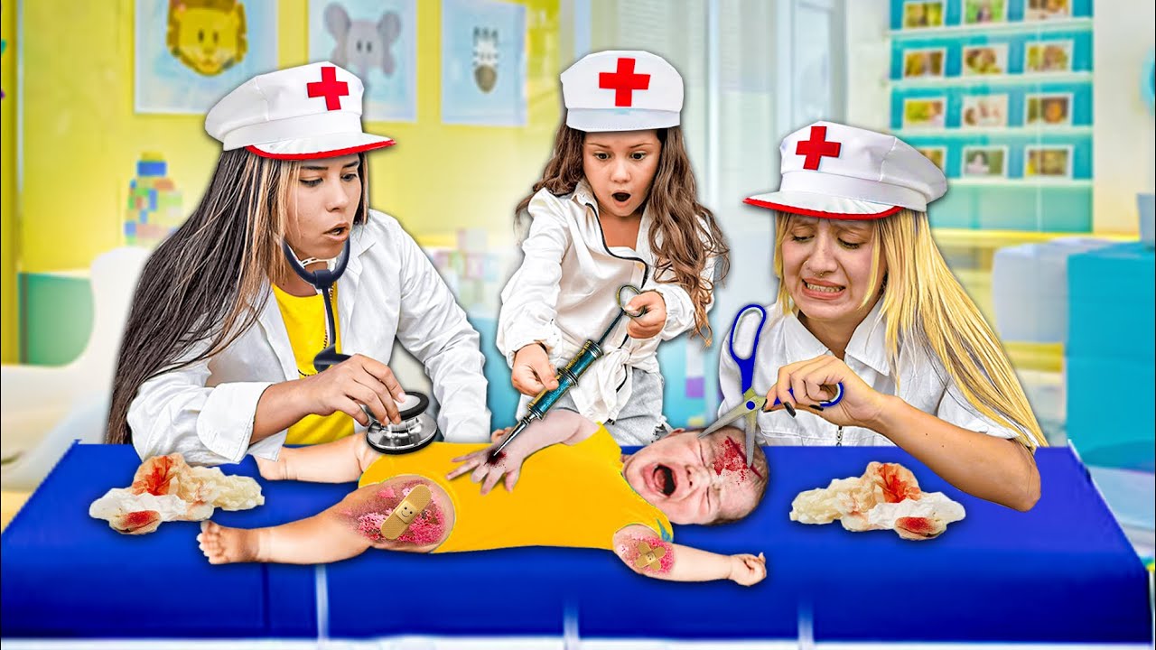 VIRAMOS UMA MÉDICA PARA CUIDAR DE UM BEBÊ TODO MACHUCADO !! - YouTube