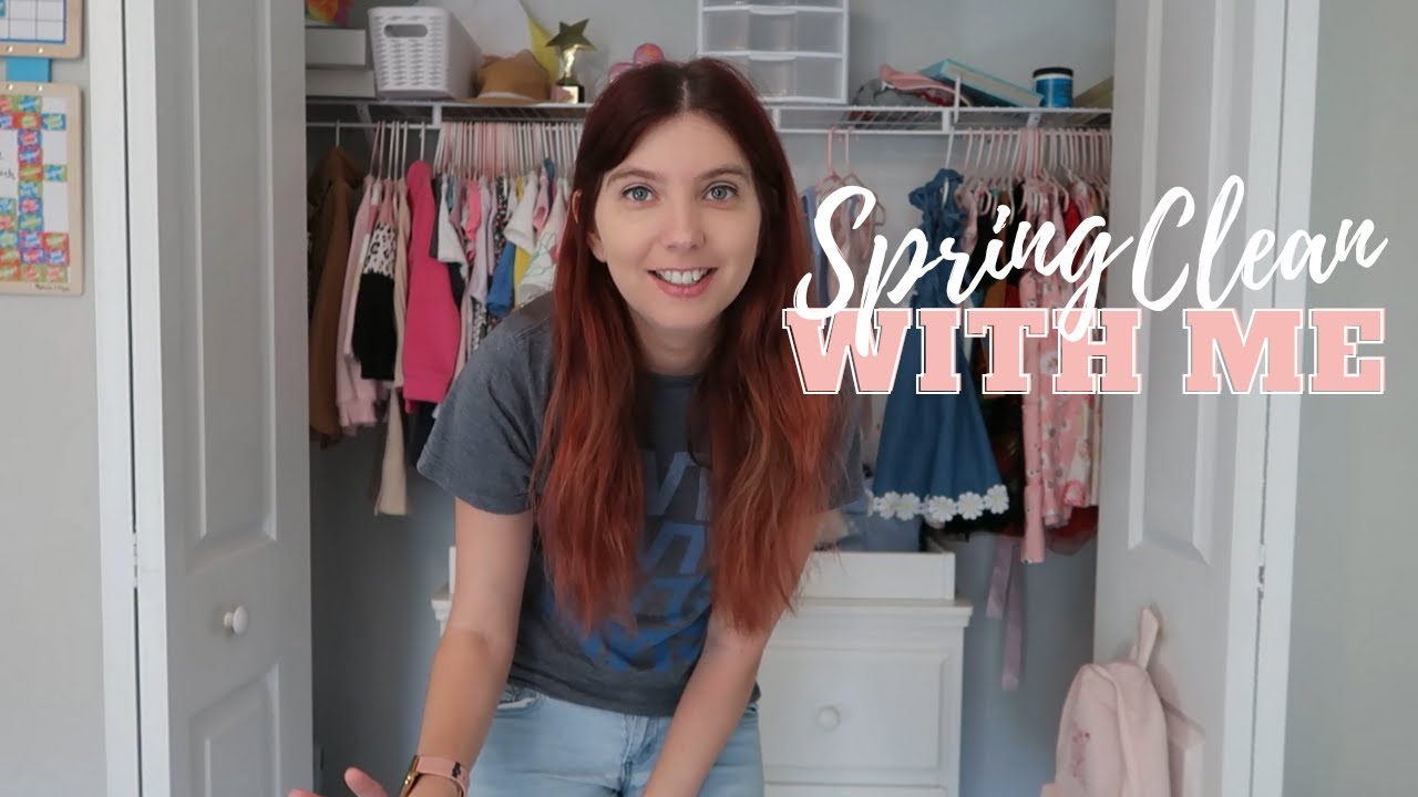 REALISTIC DECLUTTERING VIDEO! | spring cleaning collab | clean with me | kids closets - YouTube