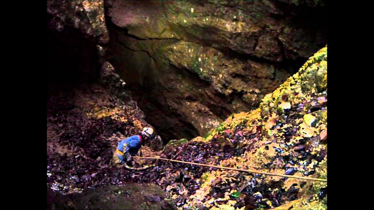 Hendre Spar Mine flooded level 29 12 12 - YouTube