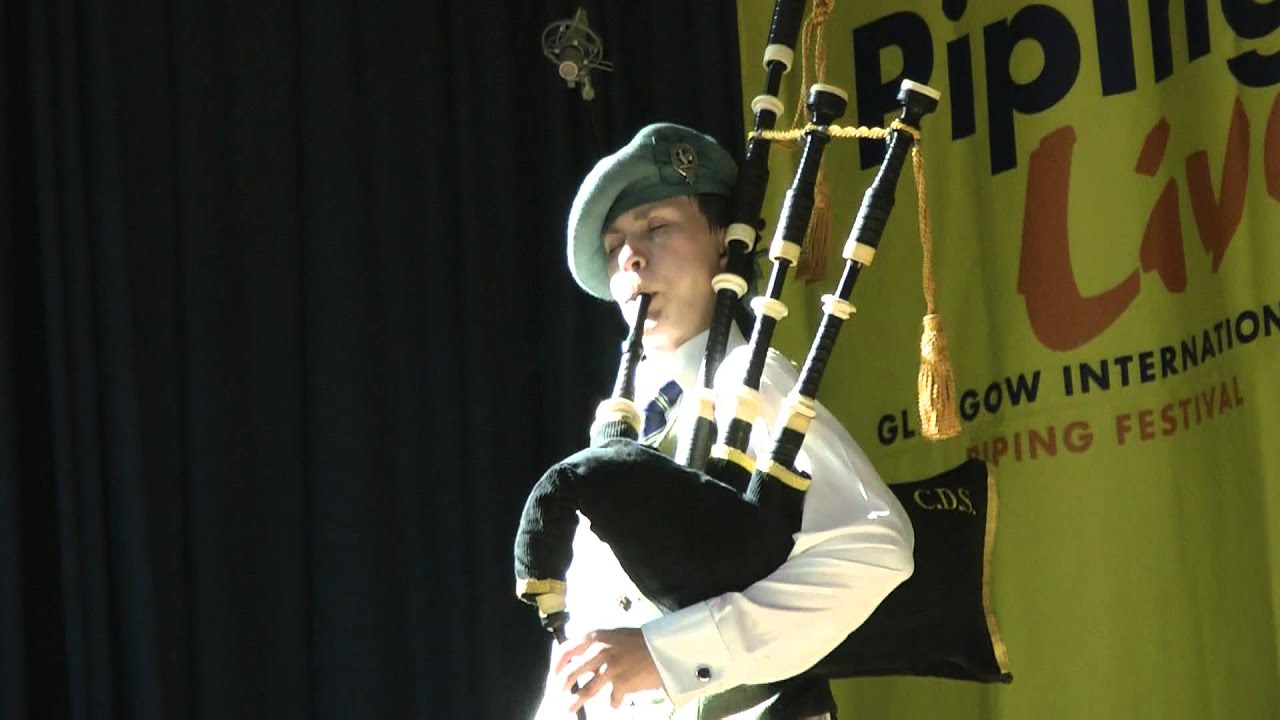 Connor Sinclair: Hornpipe & Jig - Winner of Pipe Idol 2012 - YouTube