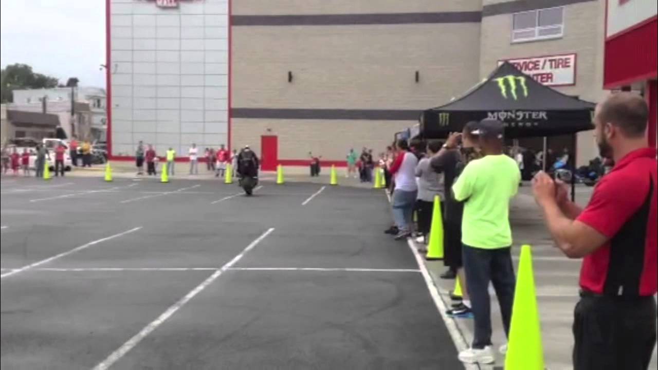 Jason Britton Stunt Show Day 1 - YouTube