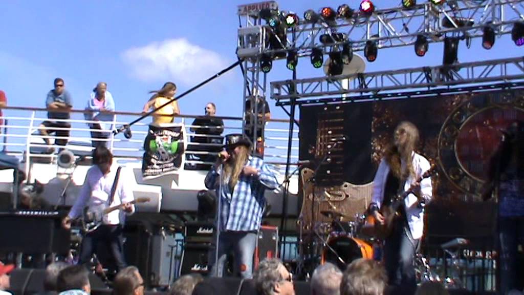 SWAMPDAWAMP - Devil In My Whiskey - Rock Legends Cruise III 21 february ...