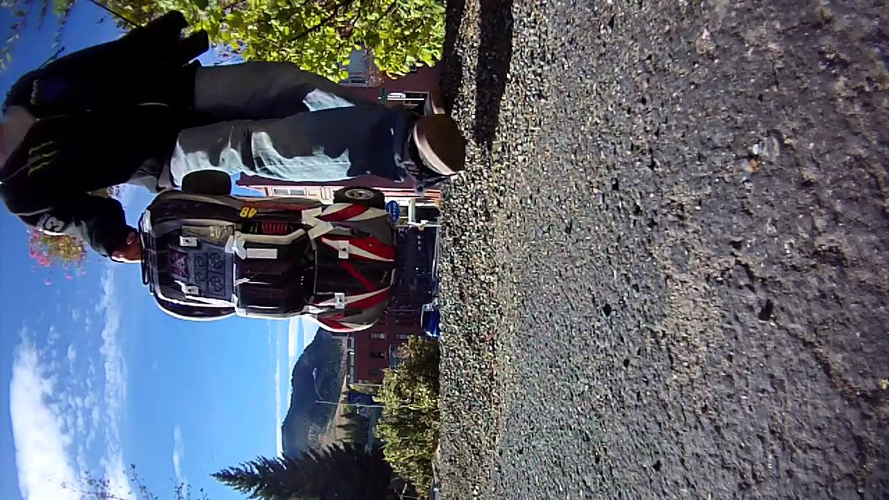 Traxxas Slash Jump (take off) - YouTube