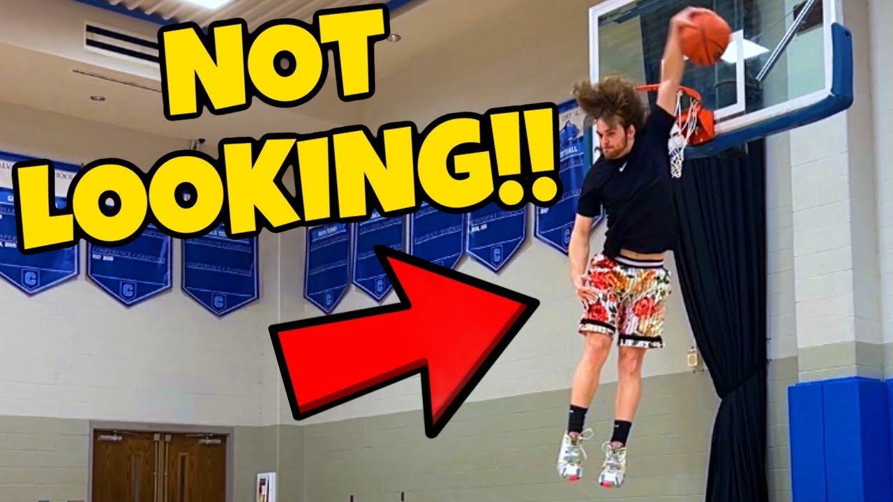 NO LOOK DUNK!! 6'0" Pro Dunker Travis Reynolds *INJURY UPDATE* - YouTube
