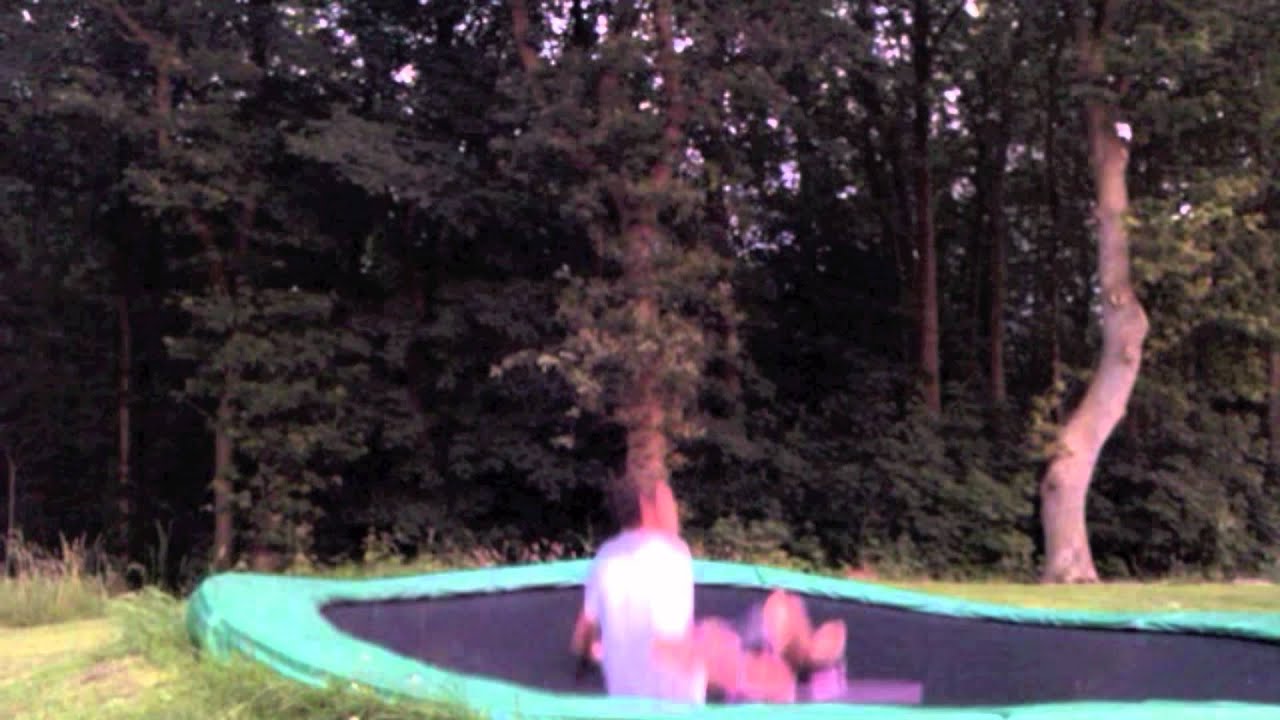 Epic trampoline faceplant - YouTube
