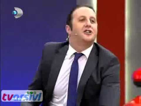Soyadları Güldürdü