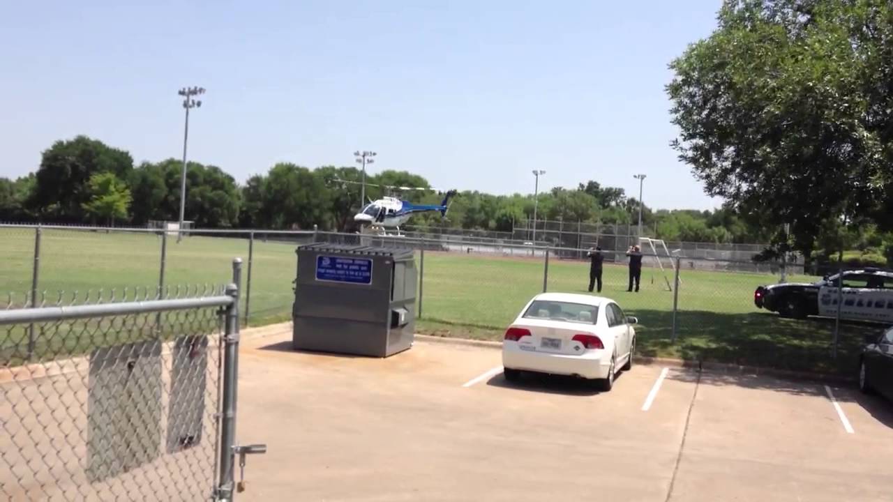 Dallas Police Dept. Helicopter AIR ONE - YouTube