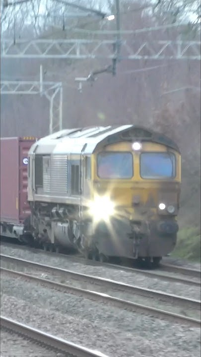 Class 66 passing near Acton bridge #trainvideos #railway #train #trains #class66 #freighttrain ...