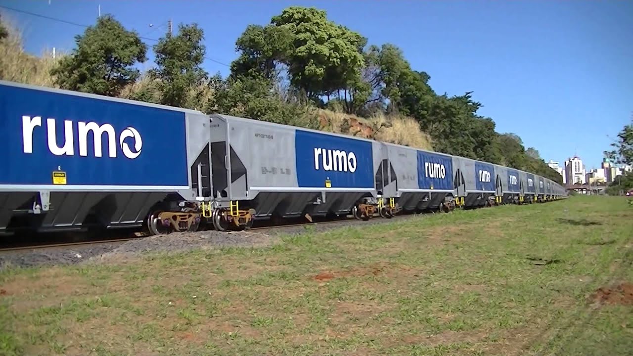 Novos vagões Rumo - YouTube