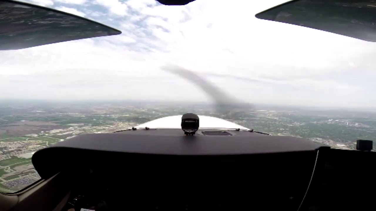 Flight Lesson Class C - (Synergy Flight Center - KBMI) - YouTube