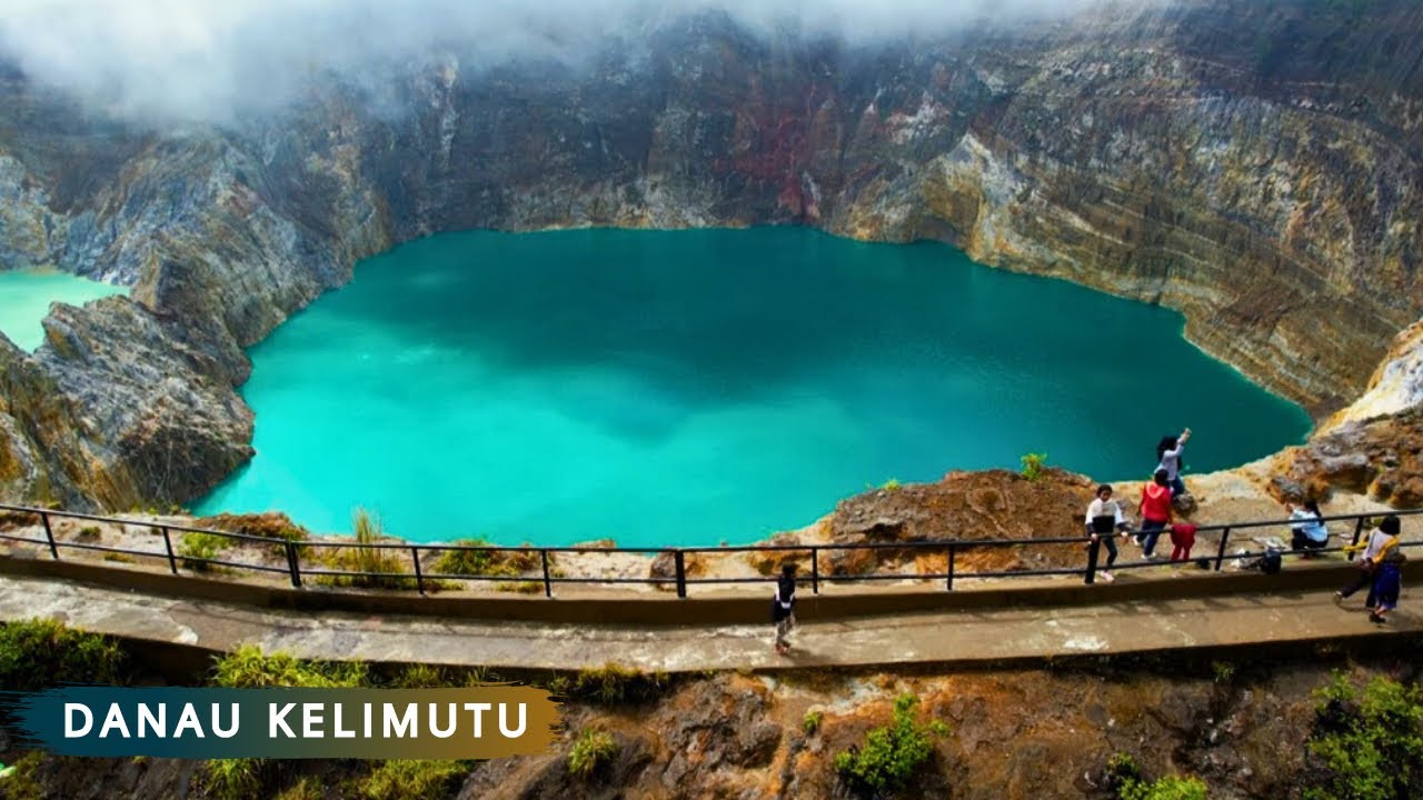 DANAU KELIMUTU ENDE || Danau Tiga Warna Di Nusa Tenggara Timur - YouTube