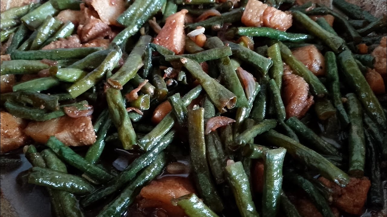 Adobong sitaw with pork/how to cook string beans with pork - YouTube