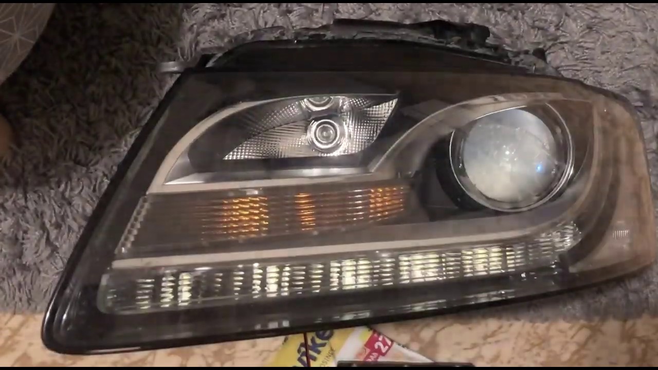 LED dynamic sequential turn signal Audi A5 headlight - YouTube
