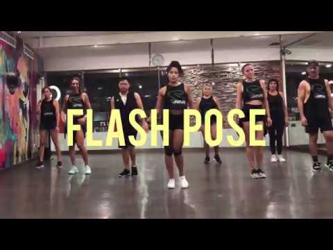FLASH POSE -Pabllo Vittar, Charli XCX | Coreografía Oficial Dance Workout | DNZ Workout | DNZ Studio