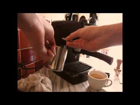 DeLonghi EC152 - YouTube