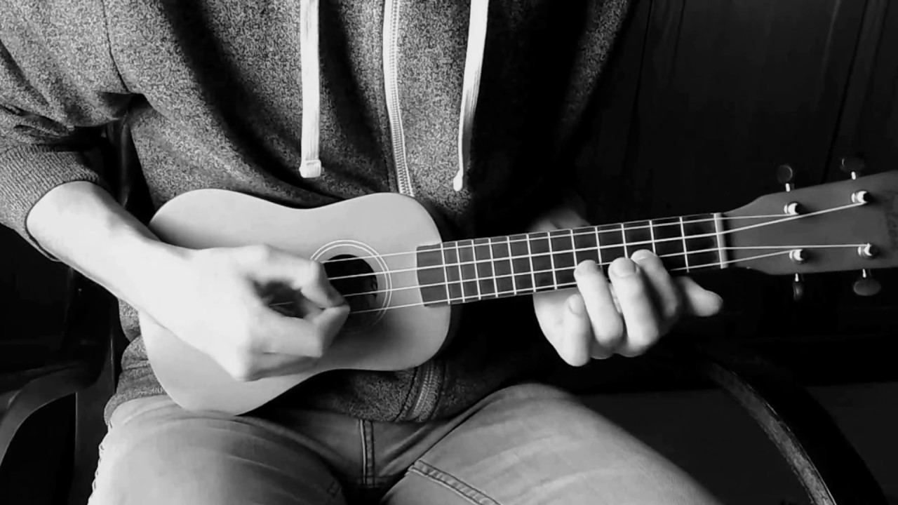 Nothing Else Matters Solo on Ukulele (Tutorial) - YouTube