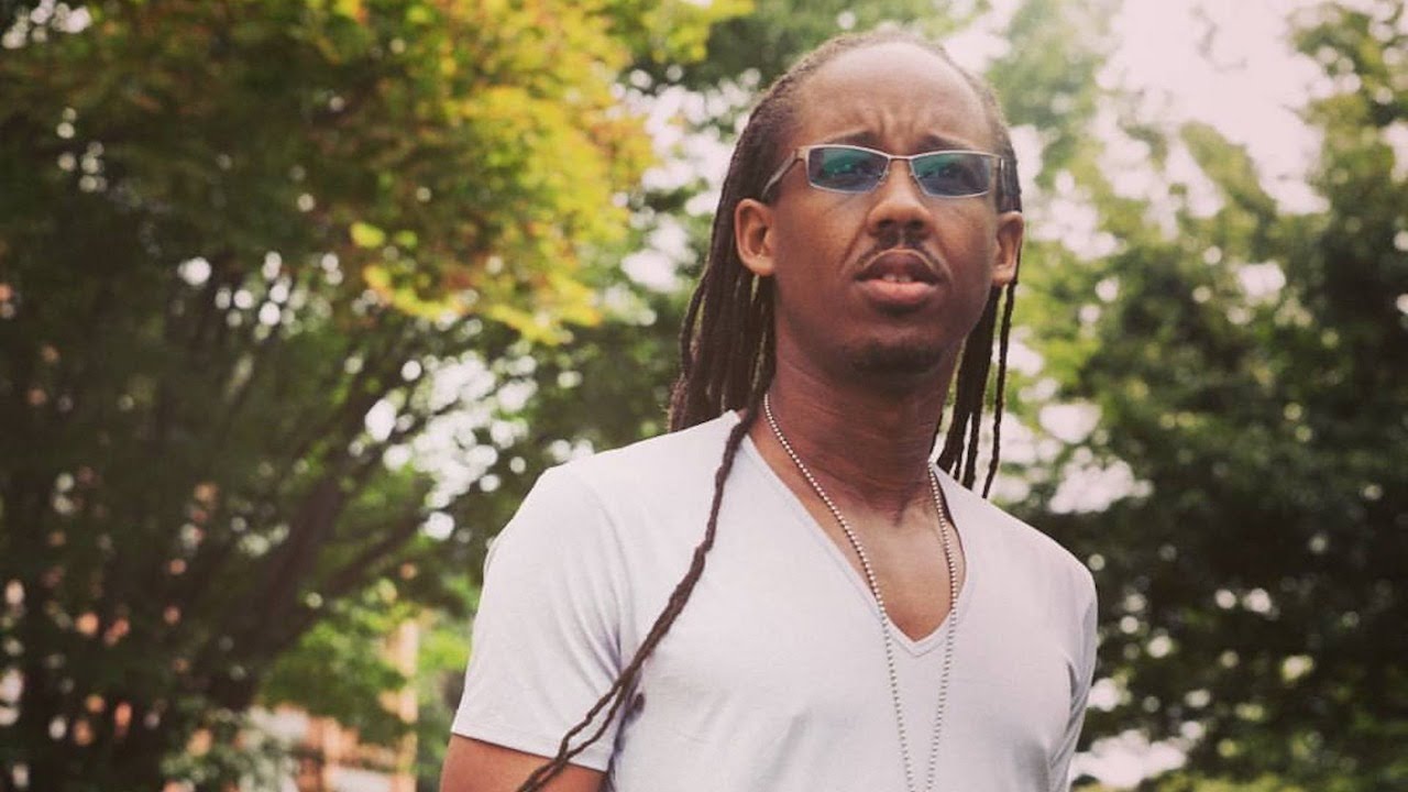 Louis Cato live at Paste Studio on the Road: NYC - YouTube