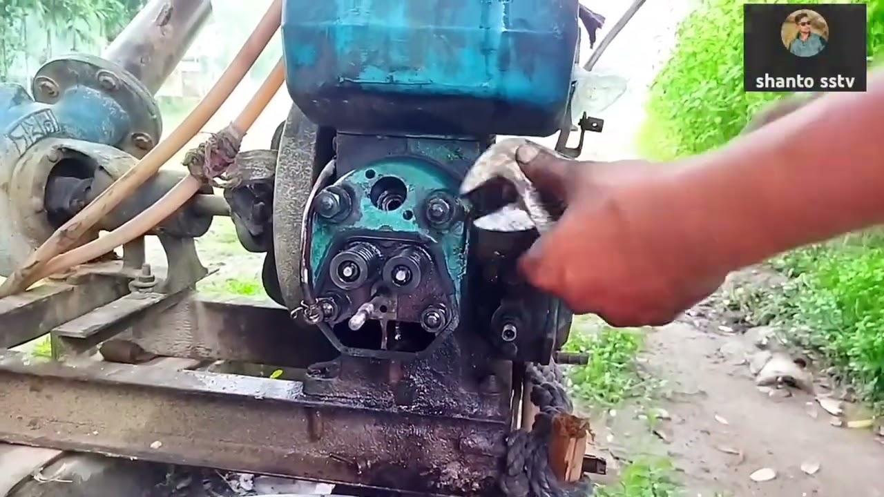 The strategy to restart the engine by removing the water from the mini ...
