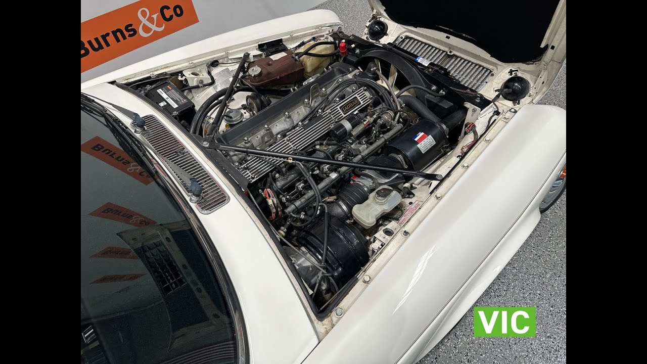 1984 Jaguar XJ6 Series III - Engine Video - YouTube