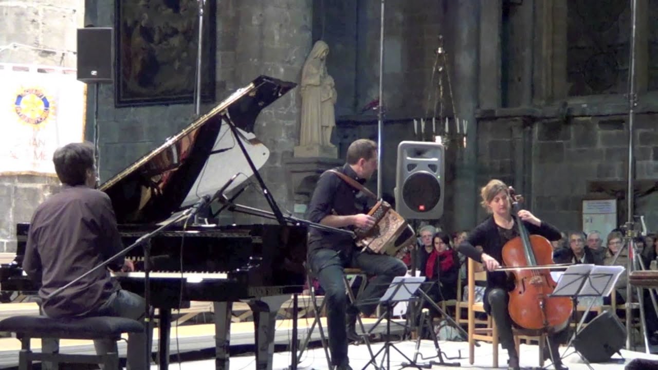 Sur Lesse Vincent Rouard collégiale Dinant - YouTube