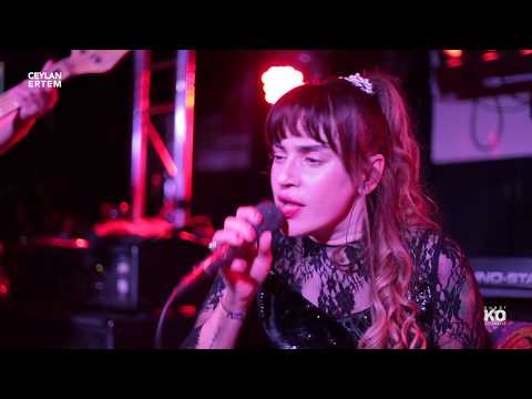 Ceylan Ertem // Live Konzert @ REPLUGGED // 10.11.2017 // Wien