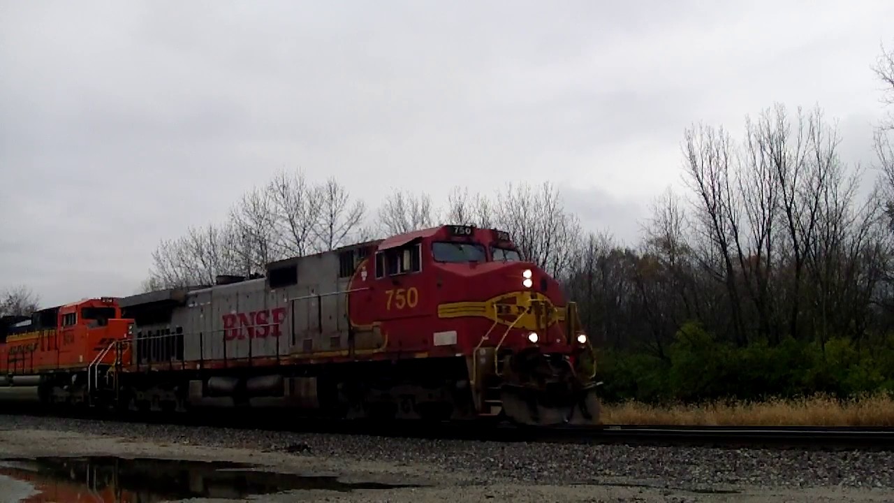 NS 181 @ LOGANSPORT, IN 11 24 16 BNSF 750 BNSF 8414 - YouTube