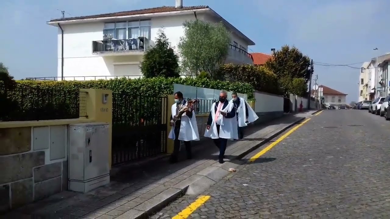 Compasso Pascal uma Tradição de Portugal - YouTube