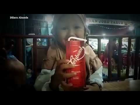 si bocil ping lagi makan