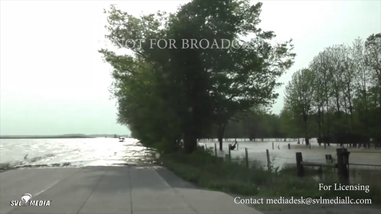 Broughton, IL Flooding Cars Driving through Flood 4 29 2017 NFB - YouTube