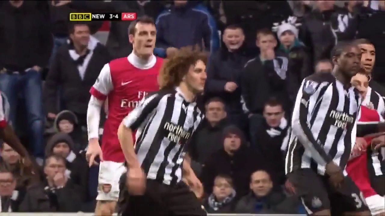Cheick tiote goal vs arsenal - YouTube
