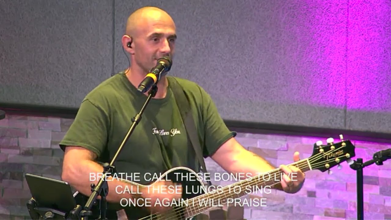 Josh Minter singing Tremble - YouTube