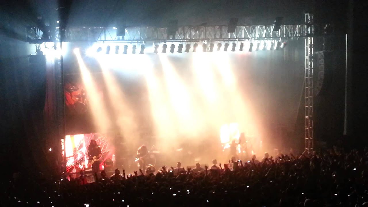 Arch enemy - Bloodstained cross - YouTube