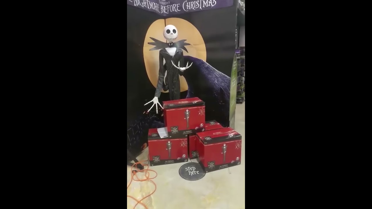 Spirit Halloween Gemmy Industries Jack skellington Animatronic display ...