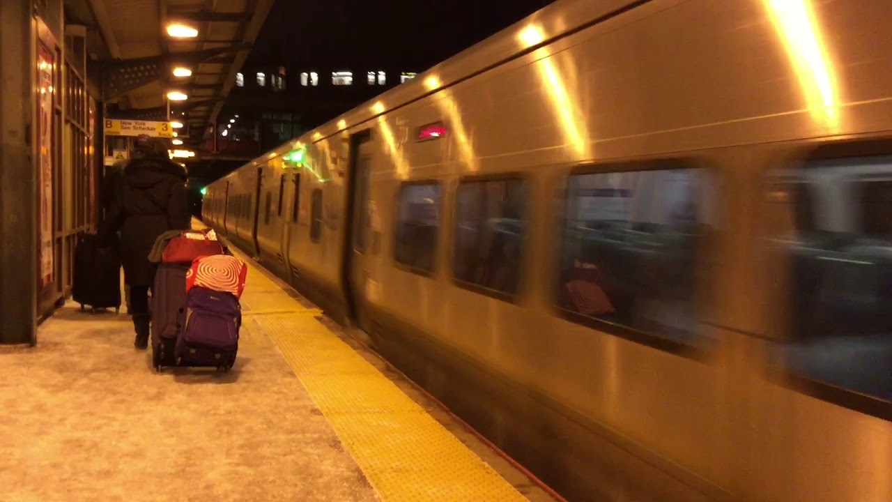 (MTA LIRR) M3 & M7 Trains @ Woodside Station - YouTube