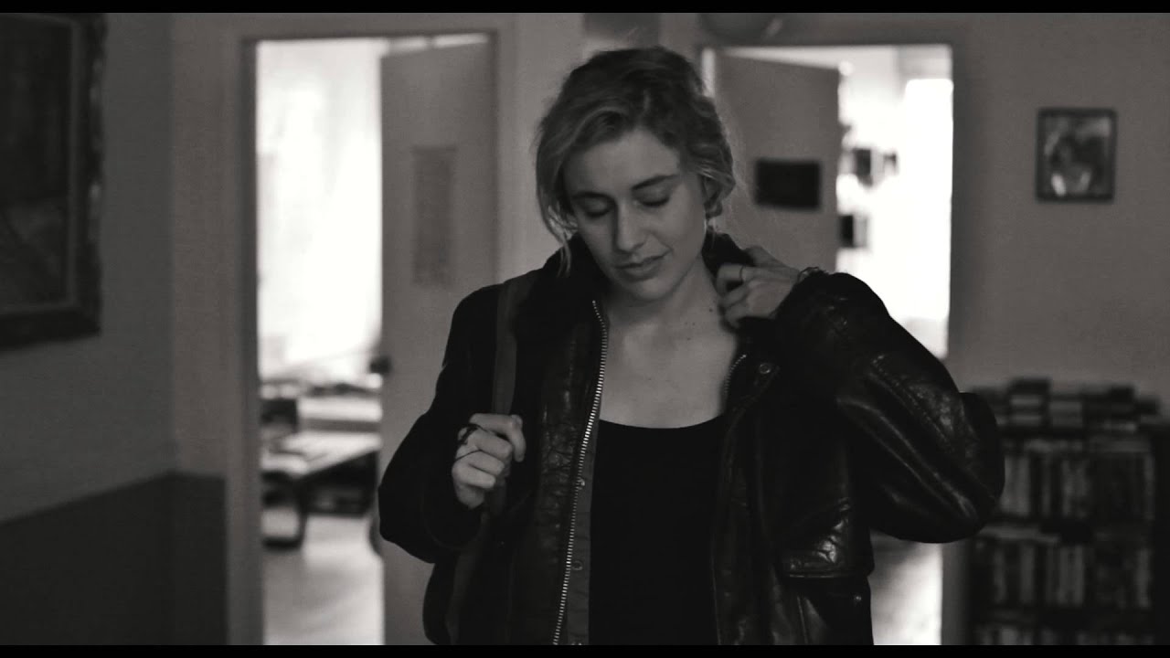 IFC Films - FRANCES HA clip "Getting Old" - YouTube