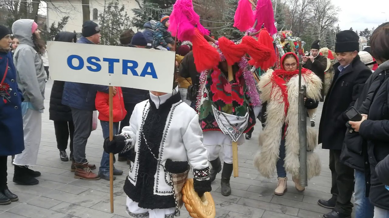 Caprițele de la Ostra, Suceava. Tradiții din Bucovina - YouTube