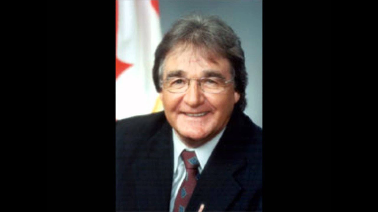 Sen Watt - Pauktuutit Inuit Women of Canada - YouTube