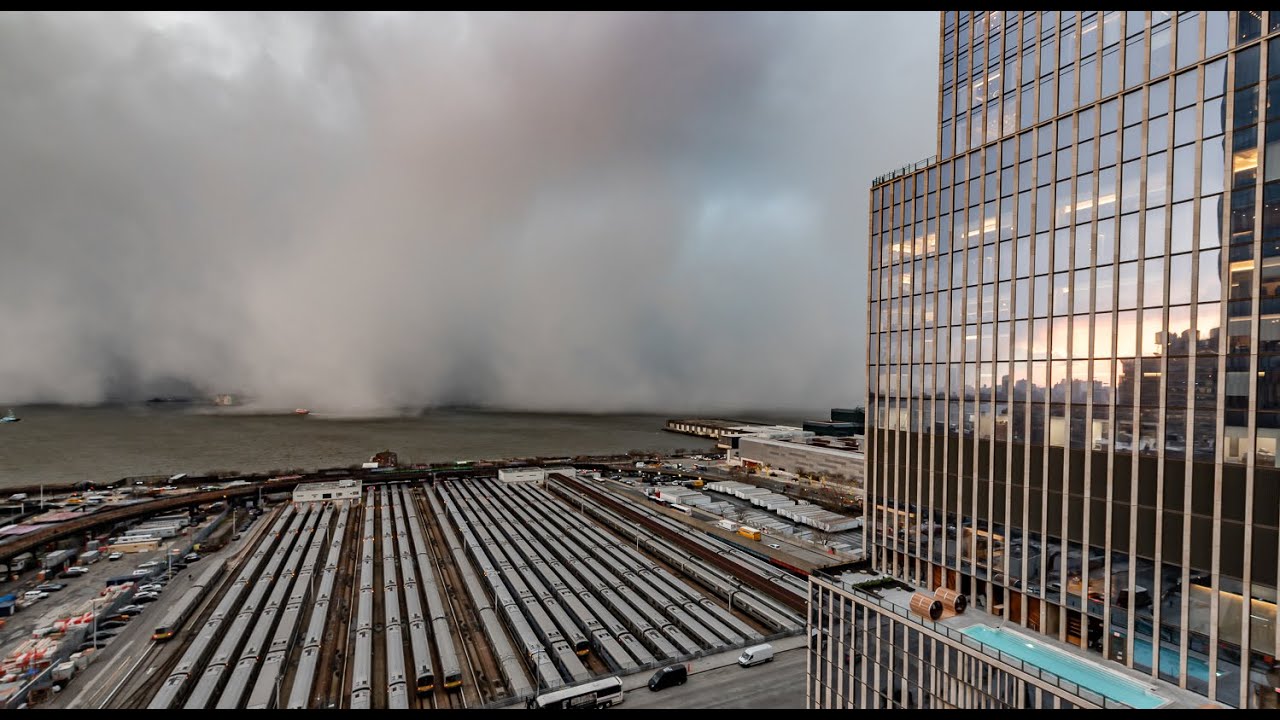 Snow Squall Moves over Hudson Yards, New York City - YouTube
