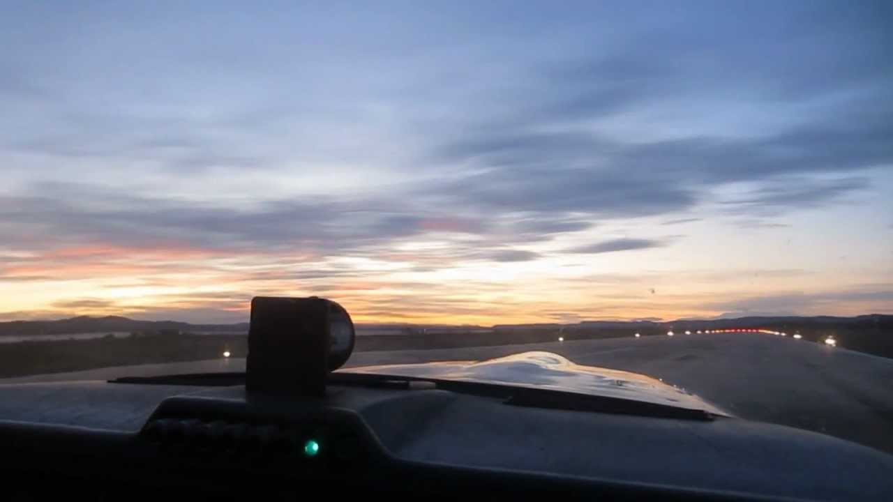 Grob 115 Sunset Landing at Dundee 【1080p】 - YouTube