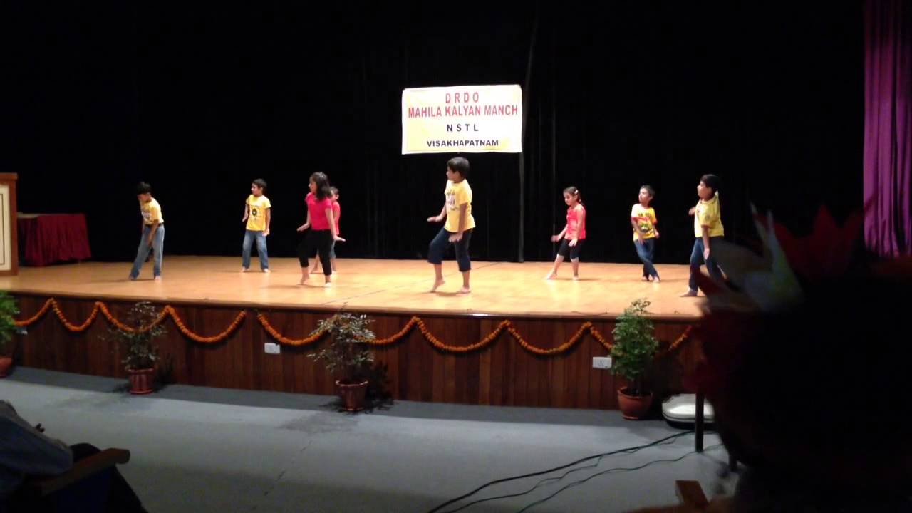 Rishitha Sriya first dance performance - YouTube