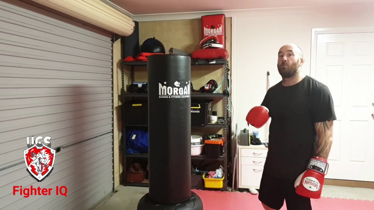 Adam Bourke Left hook body shot theory - YouTube