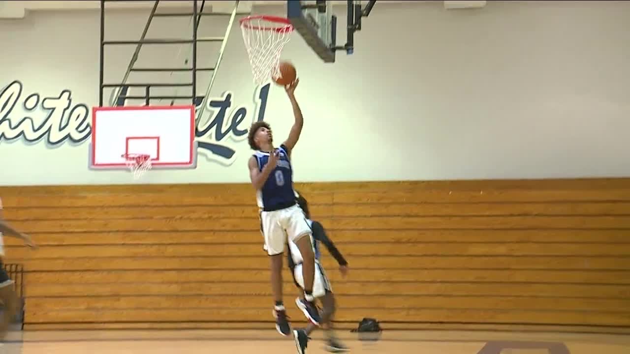 Wesley Chapel basketball player leads state in scoring - YouTube